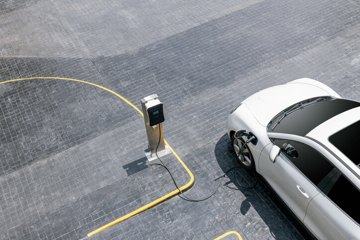 Complete Guide to Choosing the Right EV Charging Station | KMB